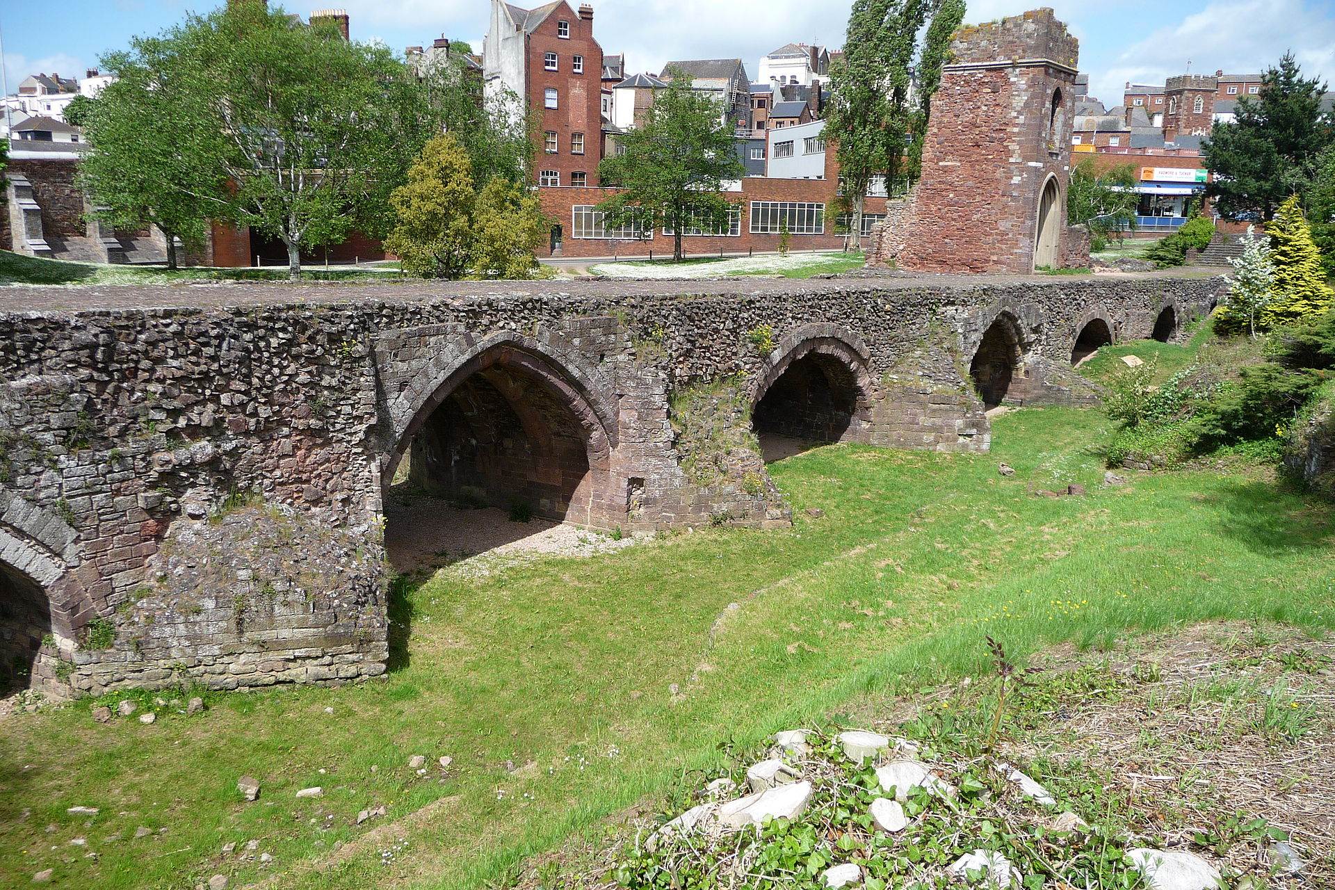 Medieval Bridge in Exeter, a Very Rare Relic - RuralHistoria