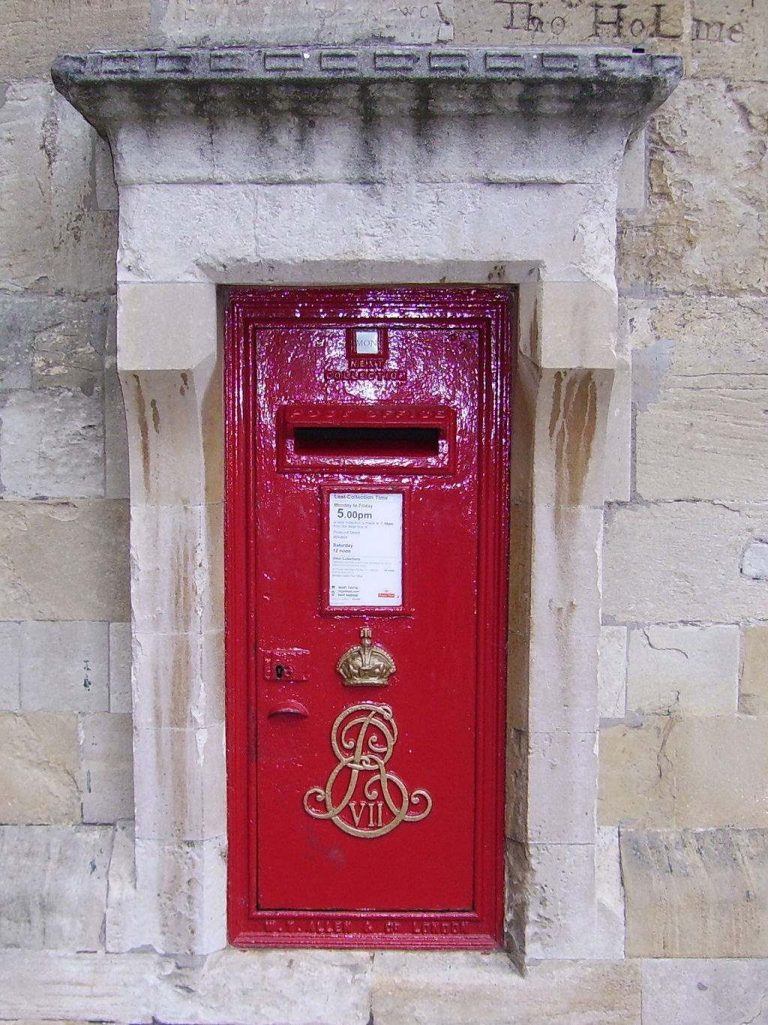 Post Boxes, Their History & How to Tell Their Age - RuralHistoria